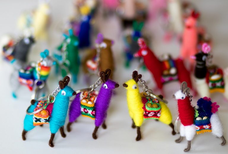 Wholesale Set of 25 Assorted handmade Peruvian Llama Key chain